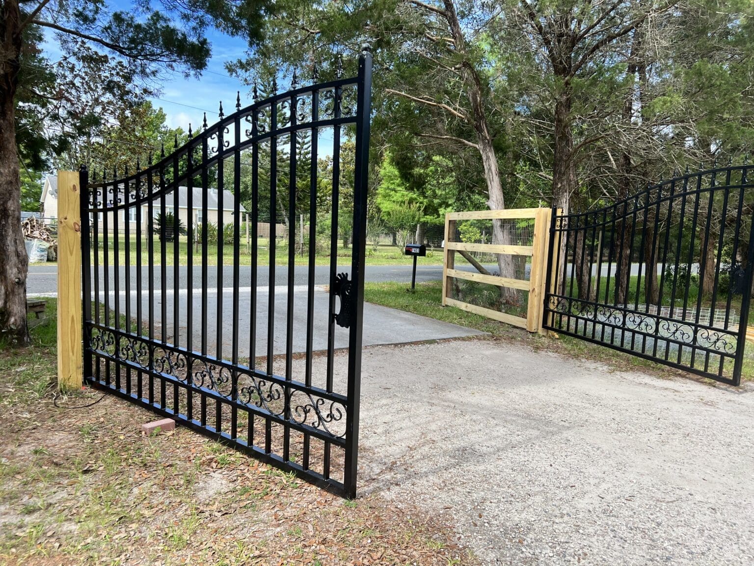 Gate Installation in Tampa | Local Choice Fence